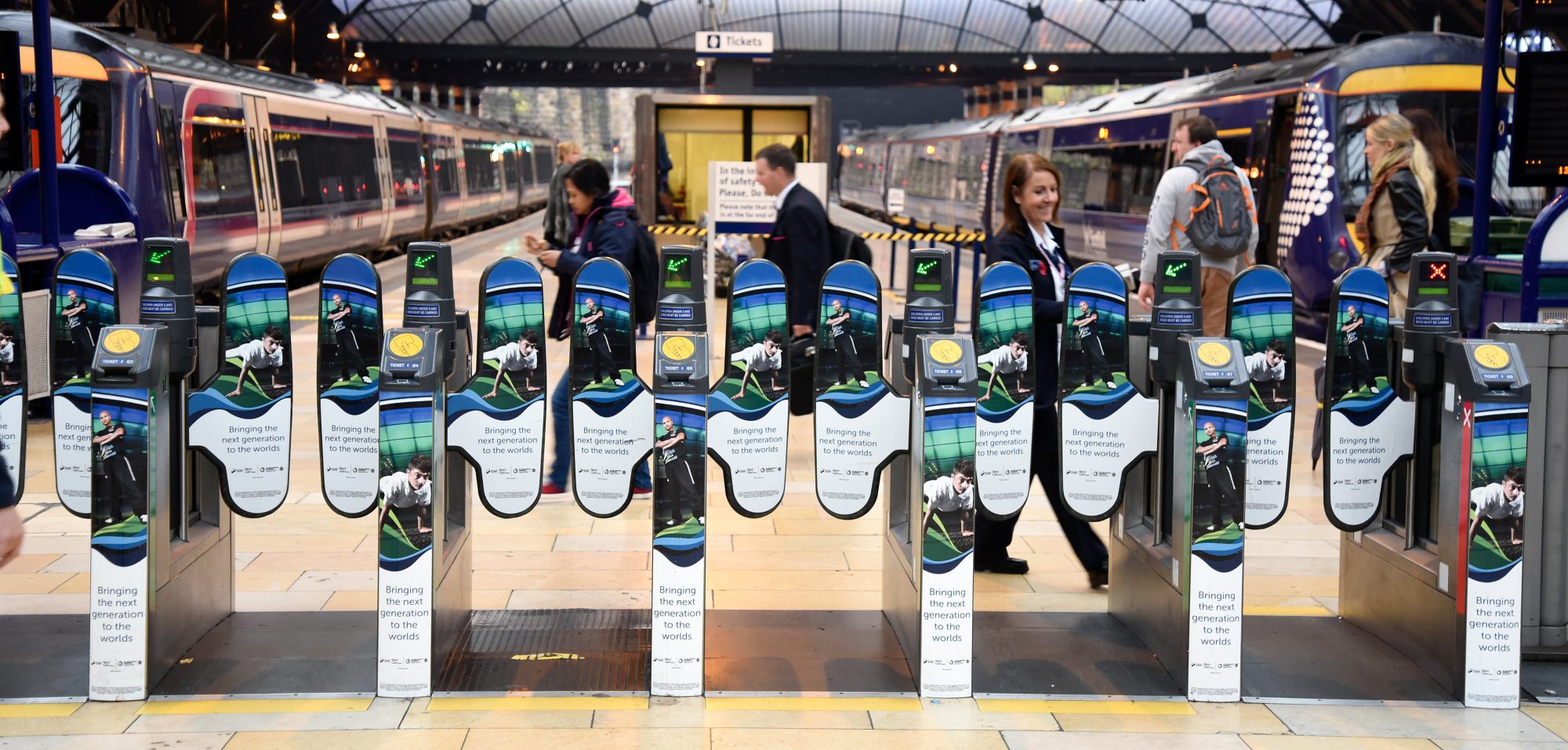 How Much Does Rail & Train Station Advertising Cost UK 2025